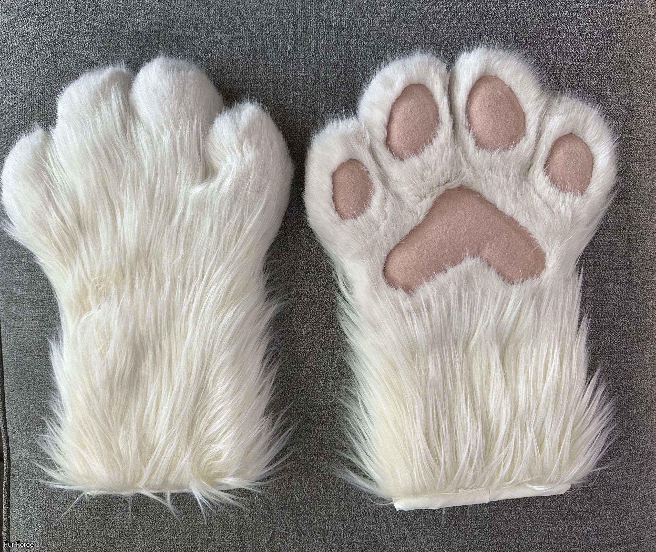 Toothy Saber Partial! Comes with paws and tail!